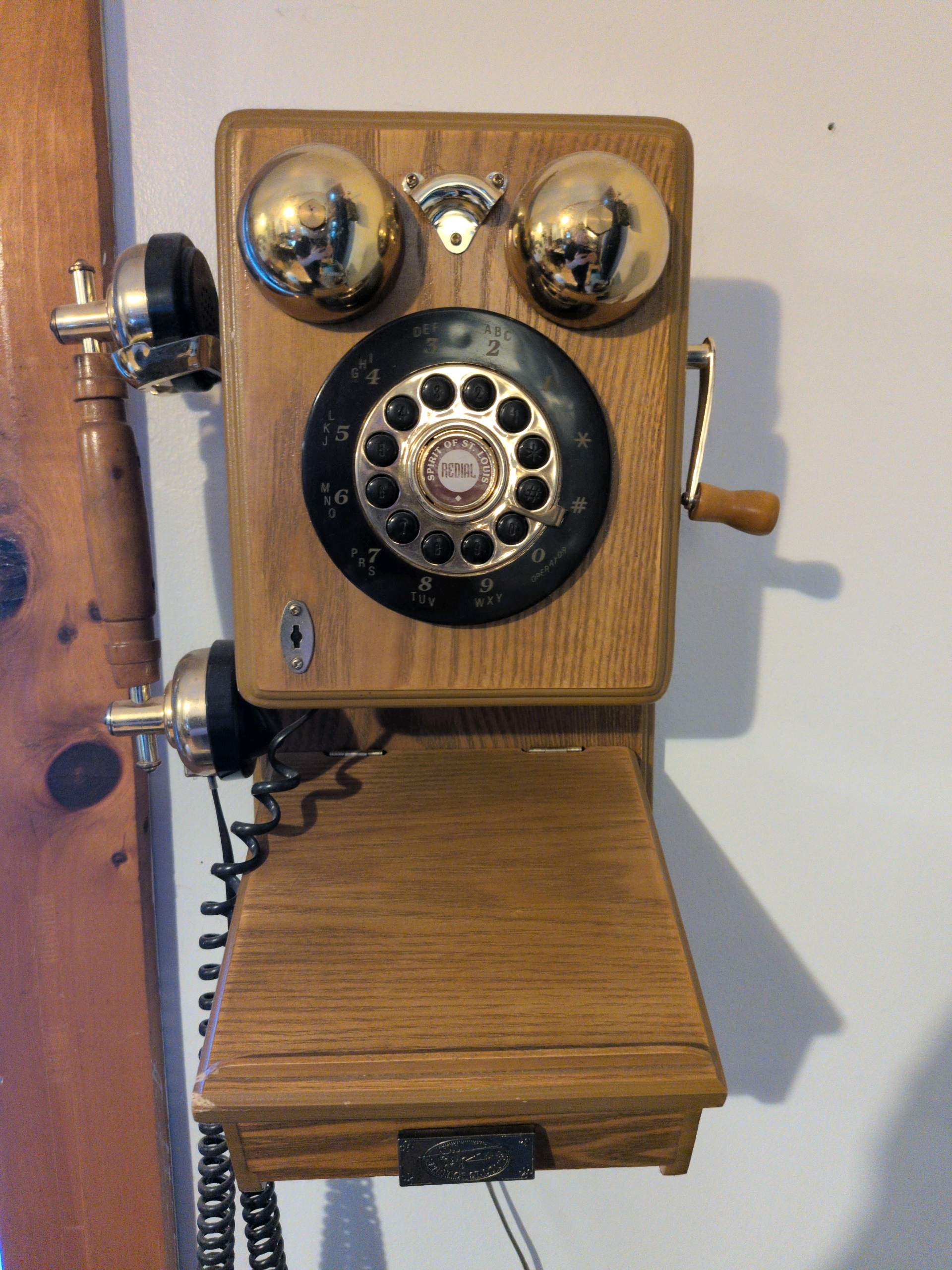 Louer un téléphone vintage à Saint-Bruno-de-Montarville - Loutout