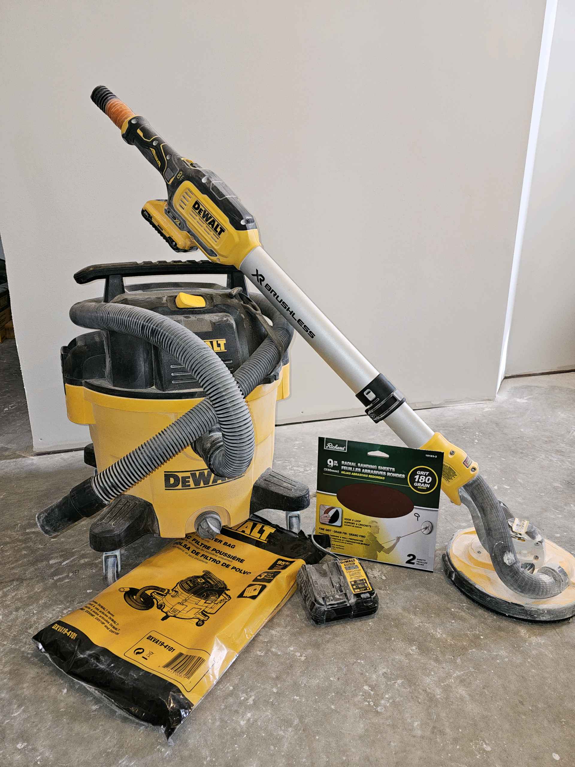 Location de kit sableuse à joint Dewalt à Terrebonne - Location PEEPHOLE